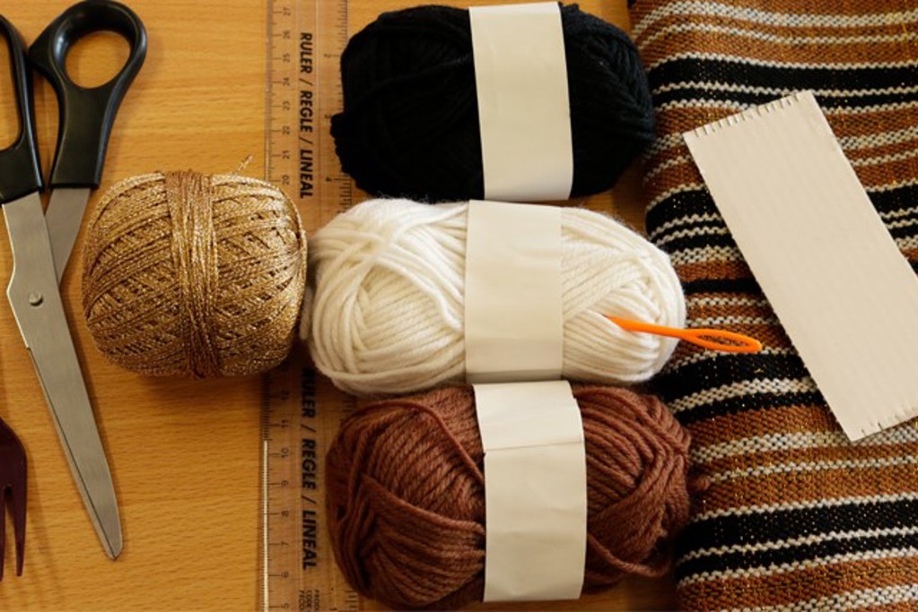 DIY Woven Bookmark | World Vision UK